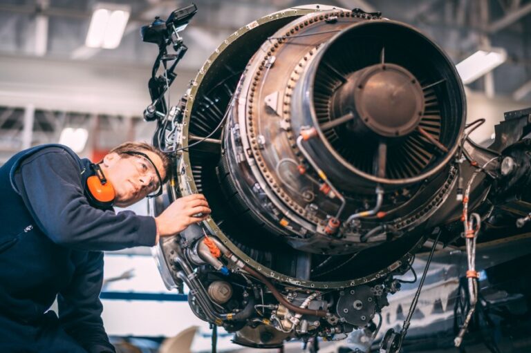 What are the Different Types of Aircraft Engines? Aircraft Engine ...